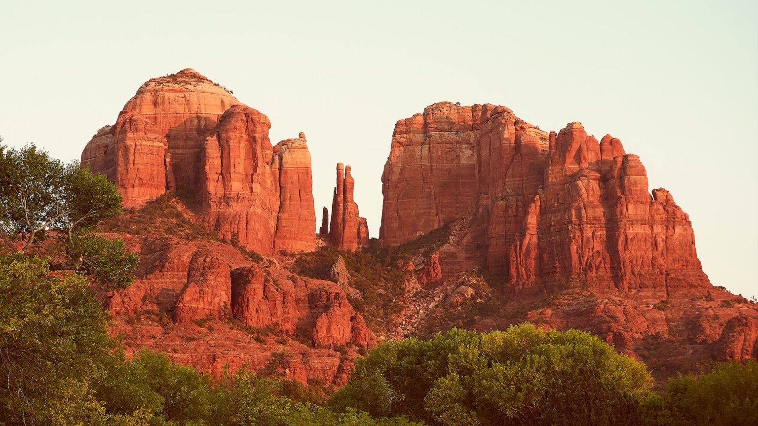 Cathedral Rock Sedona - A Complete Guide To Hiking The Trails