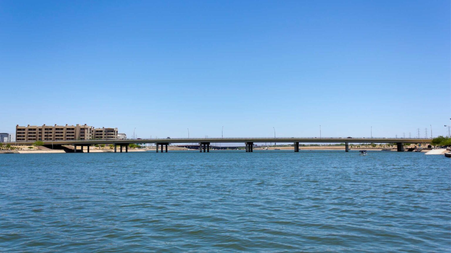 15 BEST LAKES NEAR PHOENIX TO COOL OFF THIS SUMMER